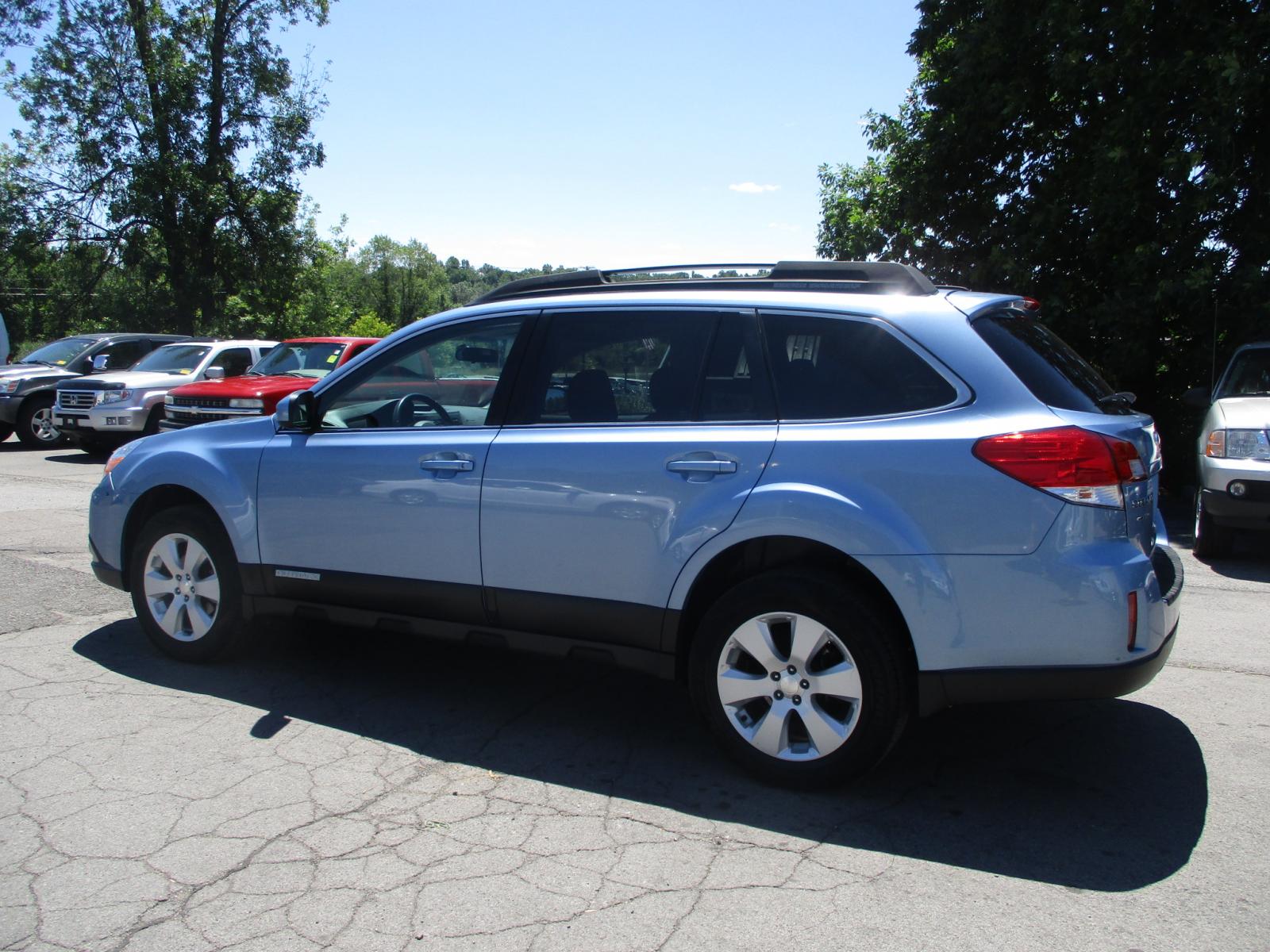 2012 Subaru Outback 2.5i Premium